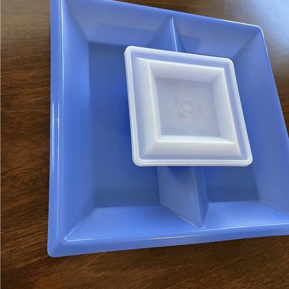 Tupperware | Kitchen | Tupperware Chip And Dip Great For Veggies Fruits ...